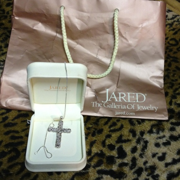 he went to JARED!!! | Jewelry | 5 Karat Diamond And Silver Jared ...