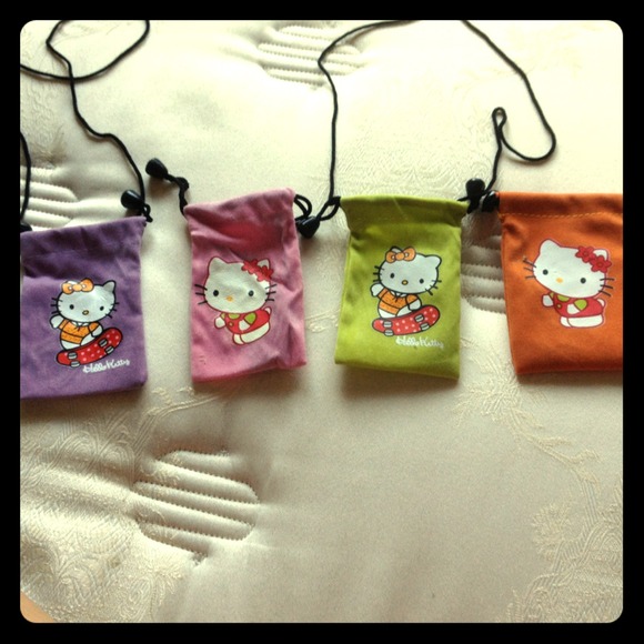 Accessories | Hello Kitty Ipod Pouch | Poshmark