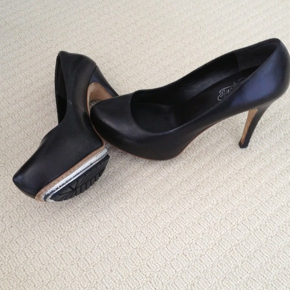 Alejandro Ingelmo | Shoes | Sold In Bundle For Nikitabeautiful Shoes ...