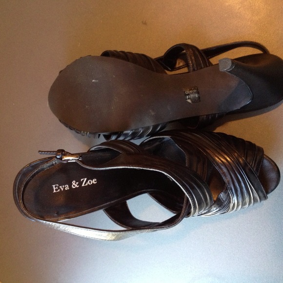 Eva & Zoe | Shoes | New Black Eva Zoe Peep Toe Heels S | Poshmark