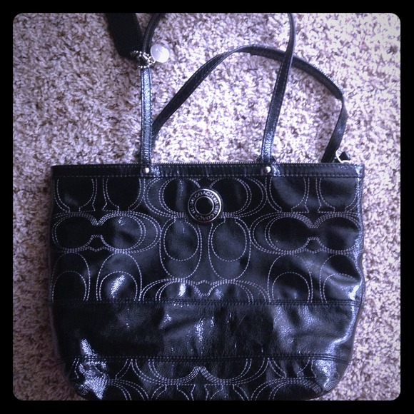 Coach | Bags | Coach Purse Medium | Poshmark
