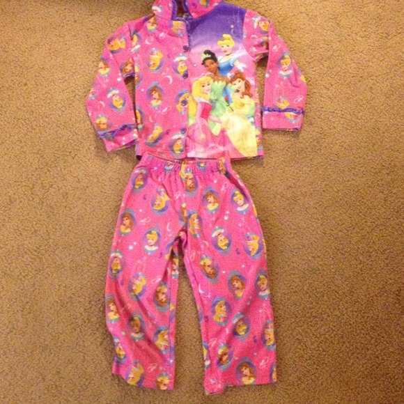 Other | Disney Princess Pajama Set Size Girls 4 | Poshmark