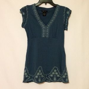 Marz's Closet on Poshmark - @mlisinskaya