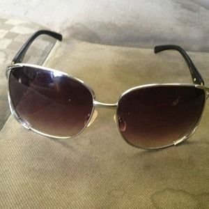 Jessica Simpson | Accessories | Jessica Simpson Sunglasses | Poshmark