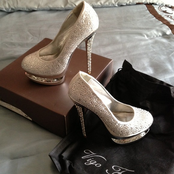 Vigo Fiore | Shoes | Stunning Vigo Fiore 5 Rhinestone Heels | Poshmark