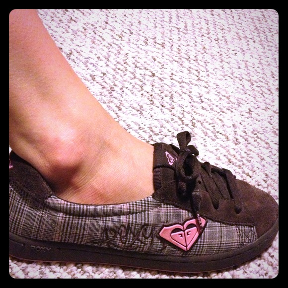 Shoes | Roxy Casual Shoe | Poshmark