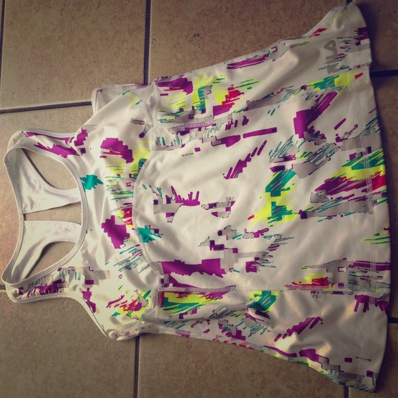 Tops | Bundled White Racer Back Work Out Top | Poshmark