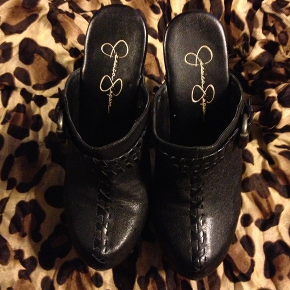 Jessica Simpson | Shoes | Jessica Simpson Winsy Clogs Platform Heels 7 ...