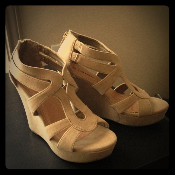 TOP Moda | Shoes | Soldnwt Nude Colored Wedges | Poshmark