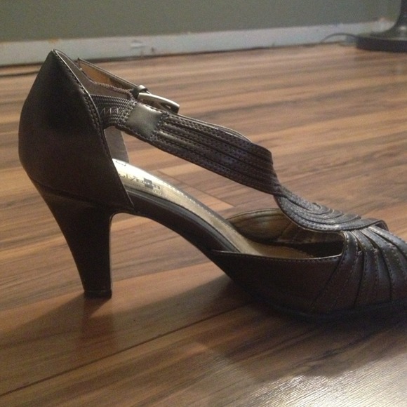 Shoes | Bronze Colored Heels | Poshmark