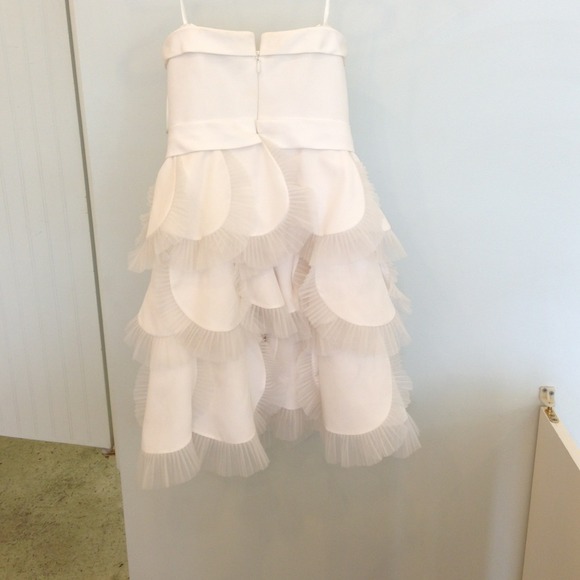 BCBGMaxAzria | Dresses | Bcbg Maxazria White Strapless Ruffle Dress ...