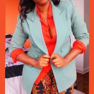 Becca's Closet on Poshmark - @beccalexis