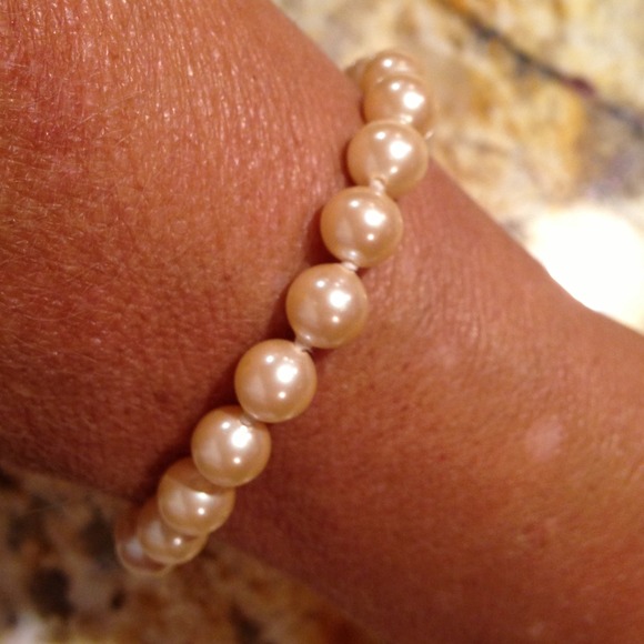 Monet | Jewelry | Sold Monet Pearl Bracelet W Gold Tone Clasp | Poshmark