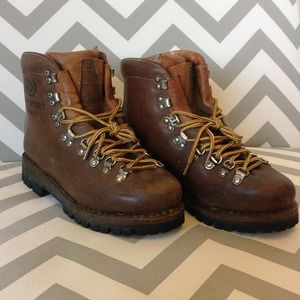 ASOLO on Poshmark