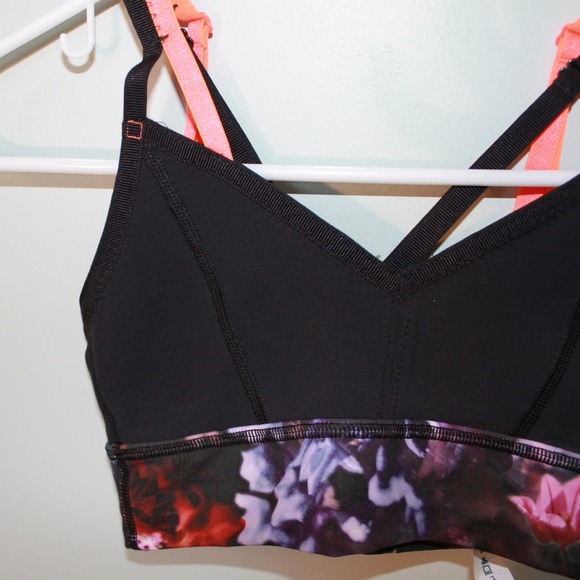 lululemon athletica | Tops | Host Picklululemon Flip Your Dog Bra ...
