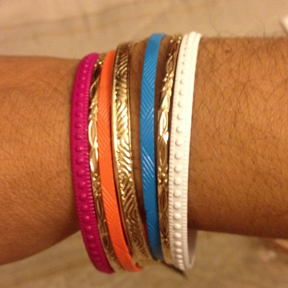 Muse | Jewelry | Beautiful Set Of 7 Bracelets Nice Colors | Poshmark