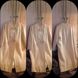 No labels inside | Jackets & Coats | Stunning Winter White Vintage Wool ...