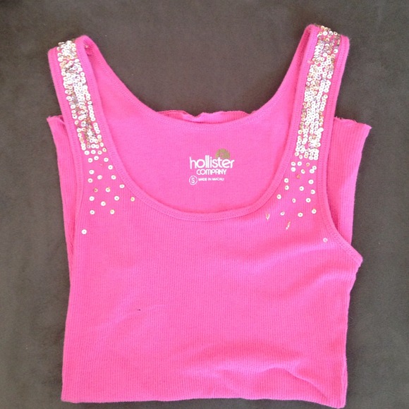 Hollister | Tops | Sold On Vinted | Poshmark