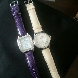 NOVELLE - Poshmark