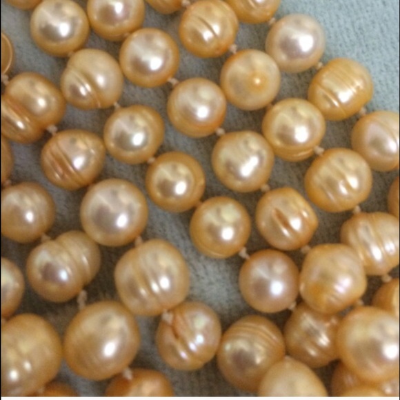 Jewelry | Peach Colored Hawaiian Pearl Necklace | Poshmark