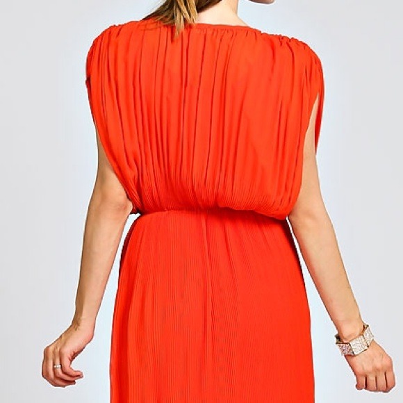 Double Zero | Dresses | Sleeveless Ruched And Pleated Bottom Dress ...