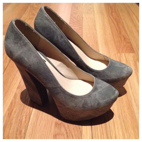 HRH | Shoes | Grey Acid Wash Platform Heels | Poshmark