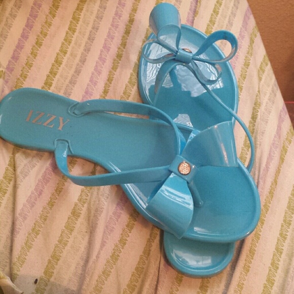 izzy | Shoes | Slippers | Poshmark
