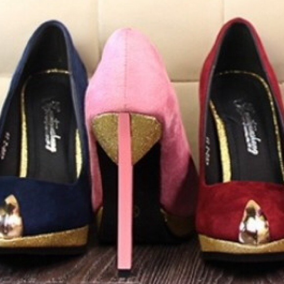 Designer | Shoes | Gorgeous Suede 5 Inch Pumps Size 6 | Poshmark