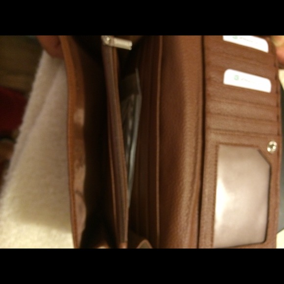 IDENTITY STRONGHOLD WALLET | Bags | Nwtsave Your ...