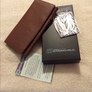 IDENTITY STRONGHOLD WALLET | Bags | Nwtsave Your ...