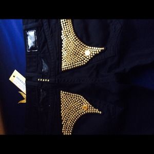 Robin Jeans on Poshmark