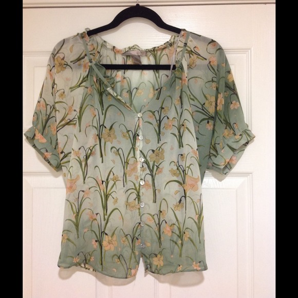 Forever 21 | Tops | Cute Flowy Summer Top | Poshmark