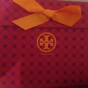 tory burch gift box on Poshmark