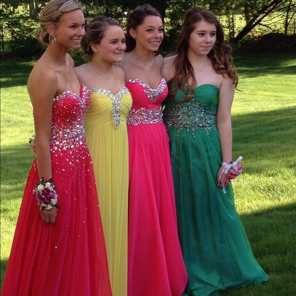 aria bridal | Dresses | Aria Bridal Barbie Pink Prom Dress | Poshmark