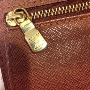 Authentic Louis Vuitton Checkbook Wallet | semashow.com