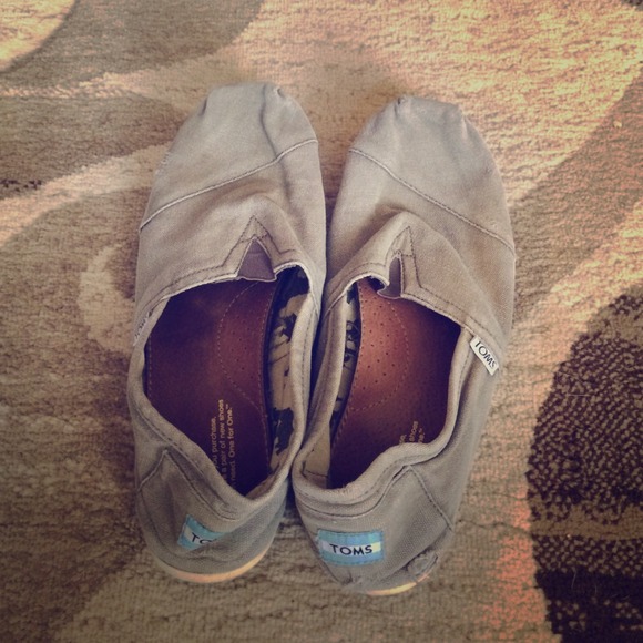 Toms | Shoes | Gray Toms | Poshmark