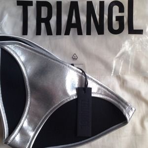 triangl swimwear Other - Triangl bottoms size Large