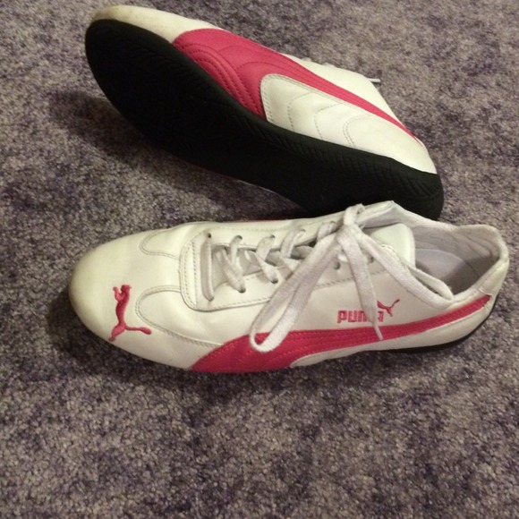 Puma | Shoes | White And Pink Pumas | Poshmark