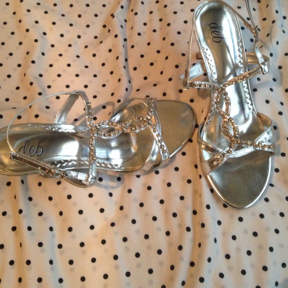Deb | Shoes | Silver Heals | Poshmark