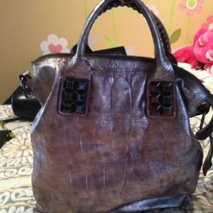 Luana Bags on Poshmark