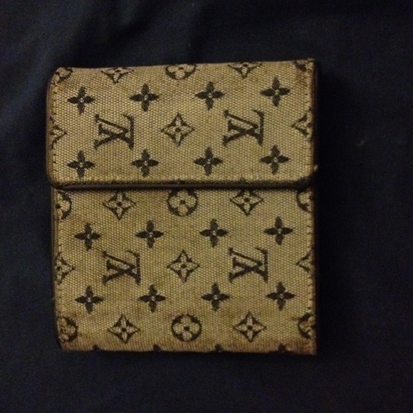 Louis Vuitton | Bags | Louis Vuitton Mini Monogram Lin Wallet In Denim ...