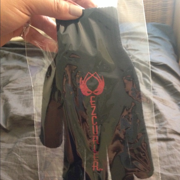 ISO BEAUTY | Other | Ezcurlerthe Hair Curler That Spinsnew In Box ...