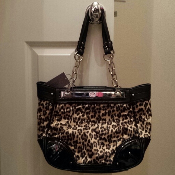 Jennifer Lopez | Bags | Jlo Leopard Purse | Poshmark