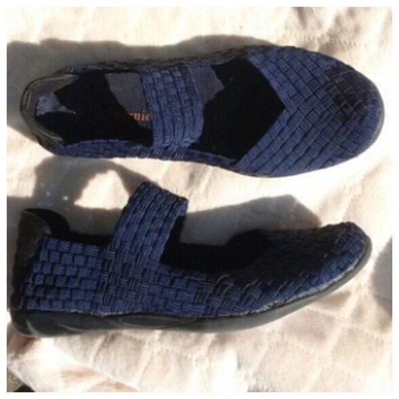 bernie mev. | Shoes | Bernie Mev Mary Jane Cuddly Navy Blue Flats 37 7 ...