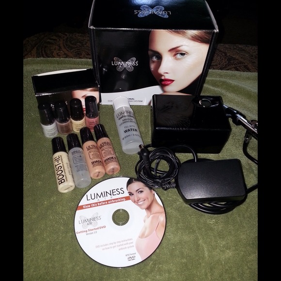 Luminess Air | Other | Luminess Air Professional Airbrush System Kit ...