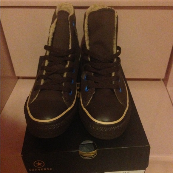 Converse | Shoes | Converse Fur Lined Sneakers Sz 45y37 Brand New ...