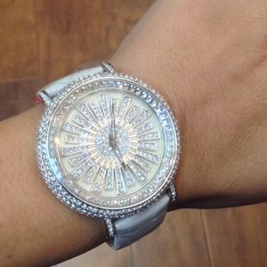 BB Simon on Poshmark