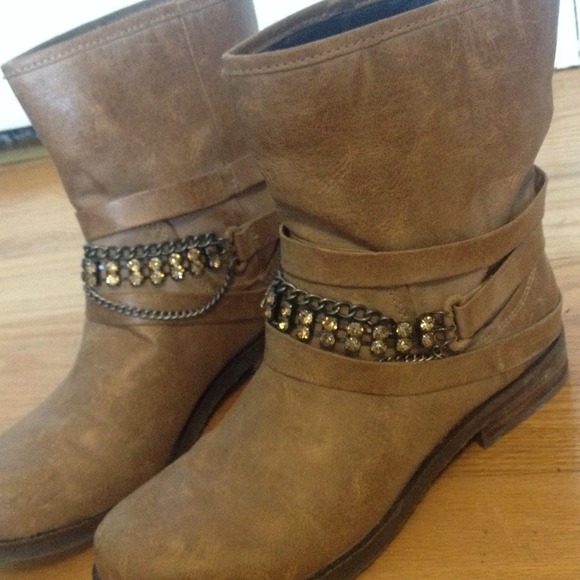 Coconuts by Matisse | Shoes | Nwot Coconut Boots | Poshmark