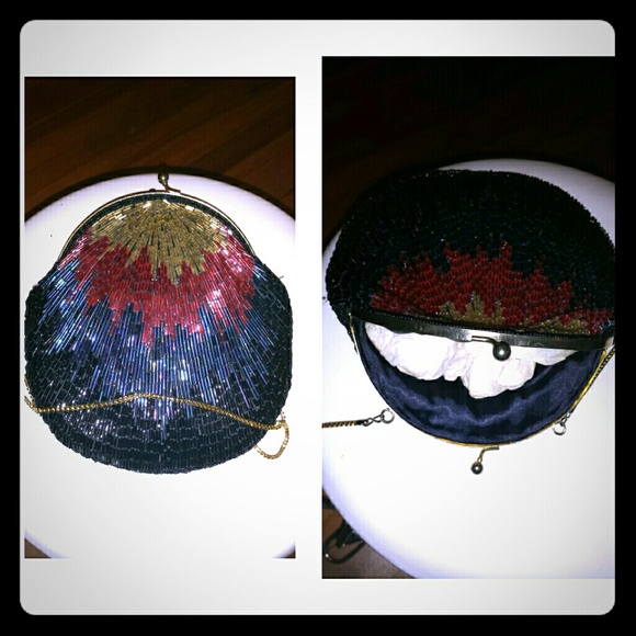 Bags | Vintage Hand Beaded Shell Purse | Poshmark