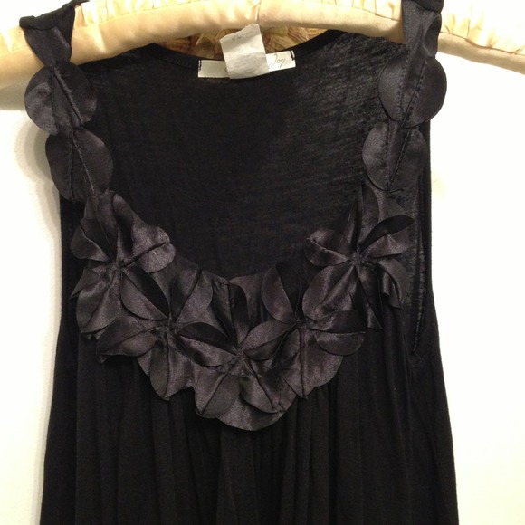 Tops | Black Flower Top | Poshmark